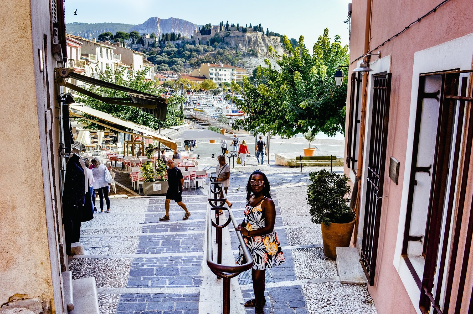 A trip to Cassis, a colourful harbor town in Provence - Simply Blessed Shy